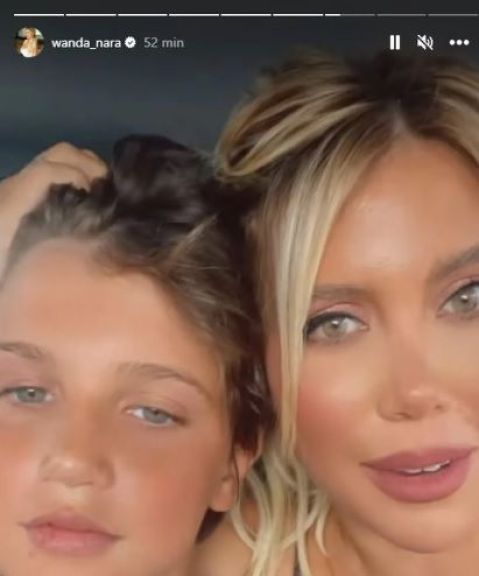 El pase de factura del hijo de Wanda Nara a los Reyes | HaceInstantes ...