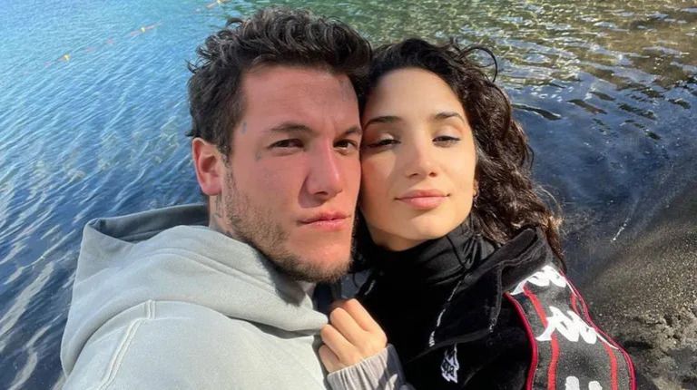 La tierna imágen de Melody Luz al mostrar su panza de embarazada ...