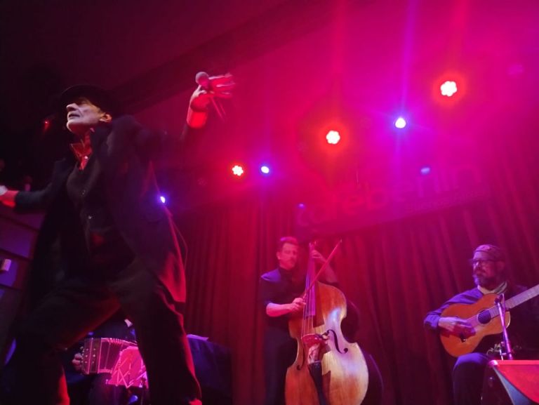 A 25 años de 'Tangos Bajos', Daniel Melingo ejecutó su oda al tango y ...